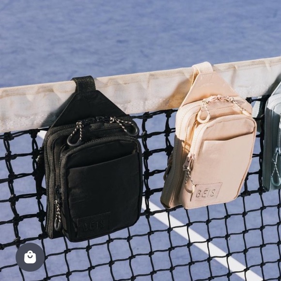 BEIS | Bags | New Beis The Sport Slingin Black | Poshmark